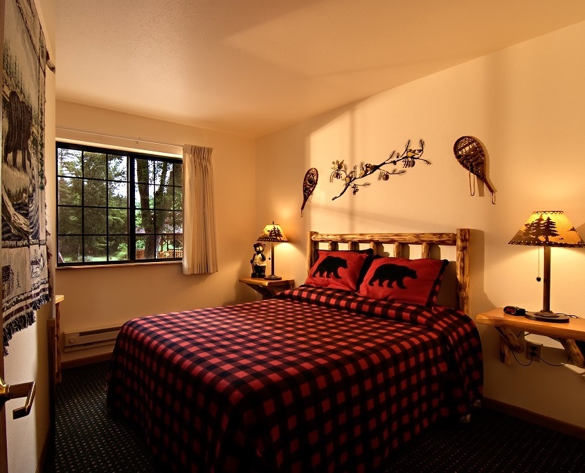 Lumberjack - Meadowbrook Resort in Wisconsin Dells Meadowbrook Resort ...